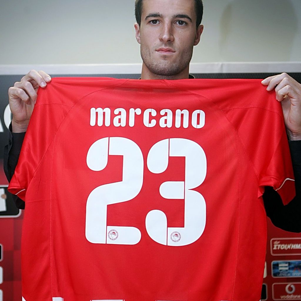 Presentation Marcano - ΟΛΥΜΠΙΑΚΟΣ - Olympiacos.org