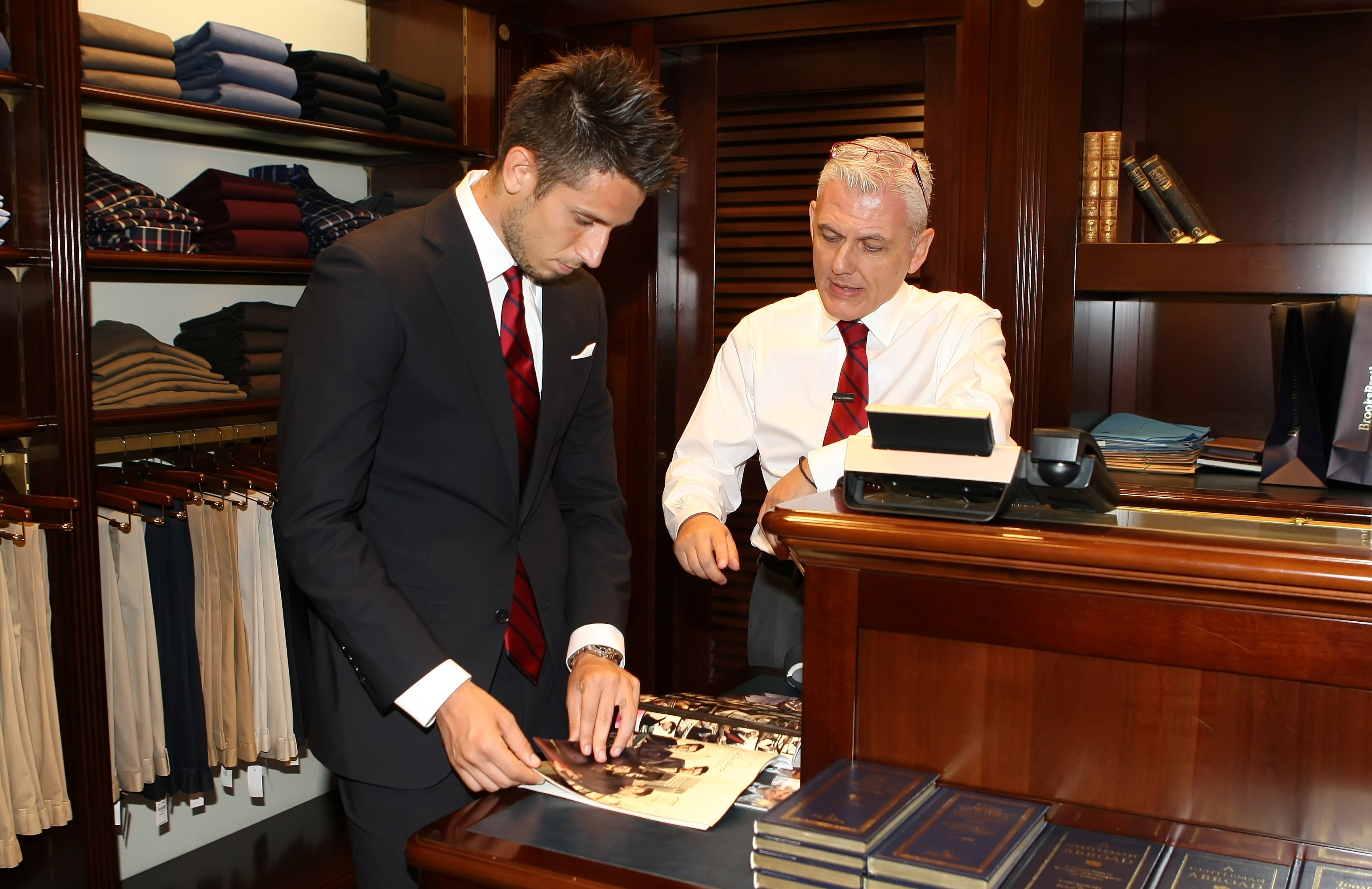 Photostory from Brooks Brothers' event - ΟΛΥΜΠΙΑΚΟΣ - Olympiacos.org