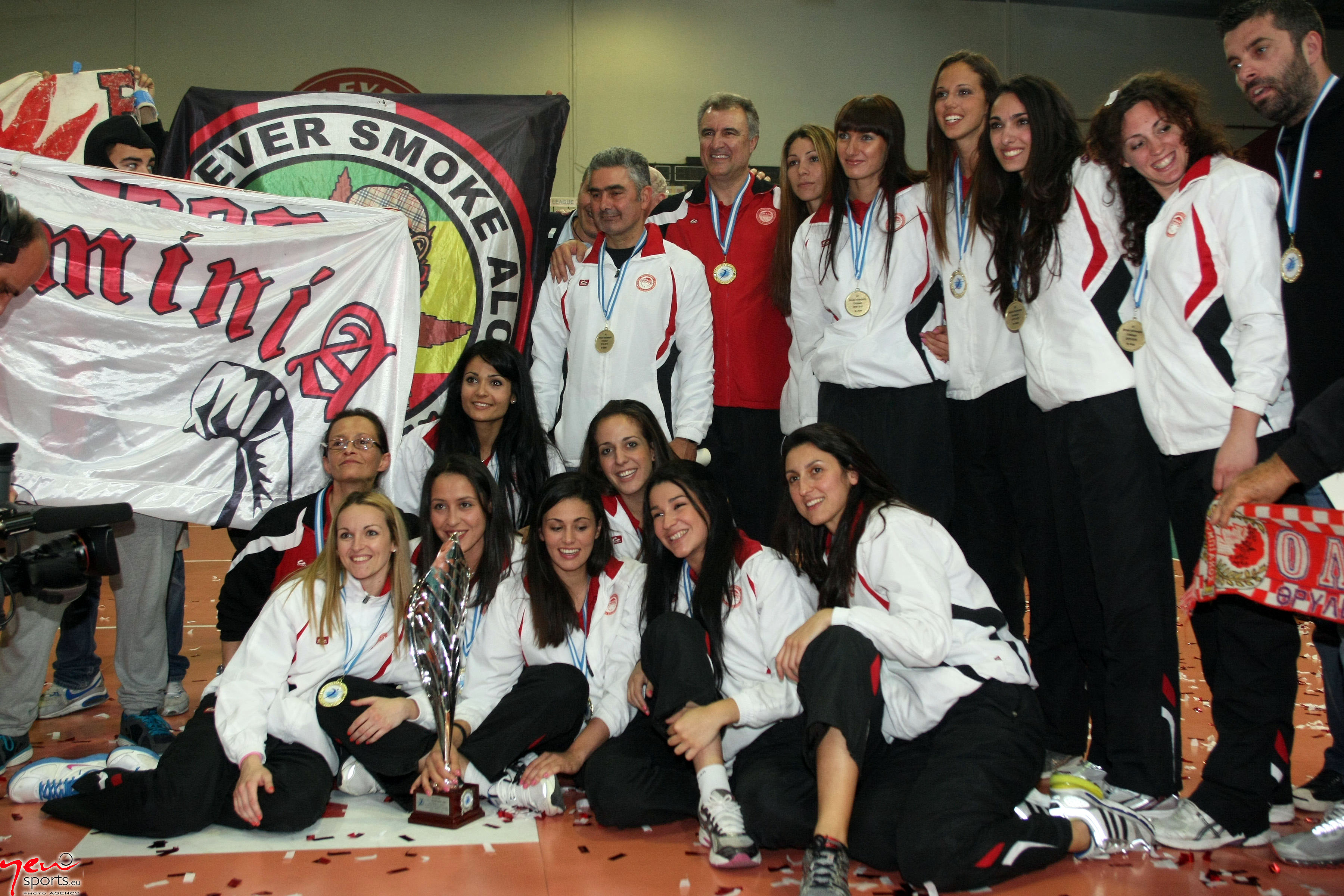 Photostory from the Women Volleyball Championship's award ceremony ...