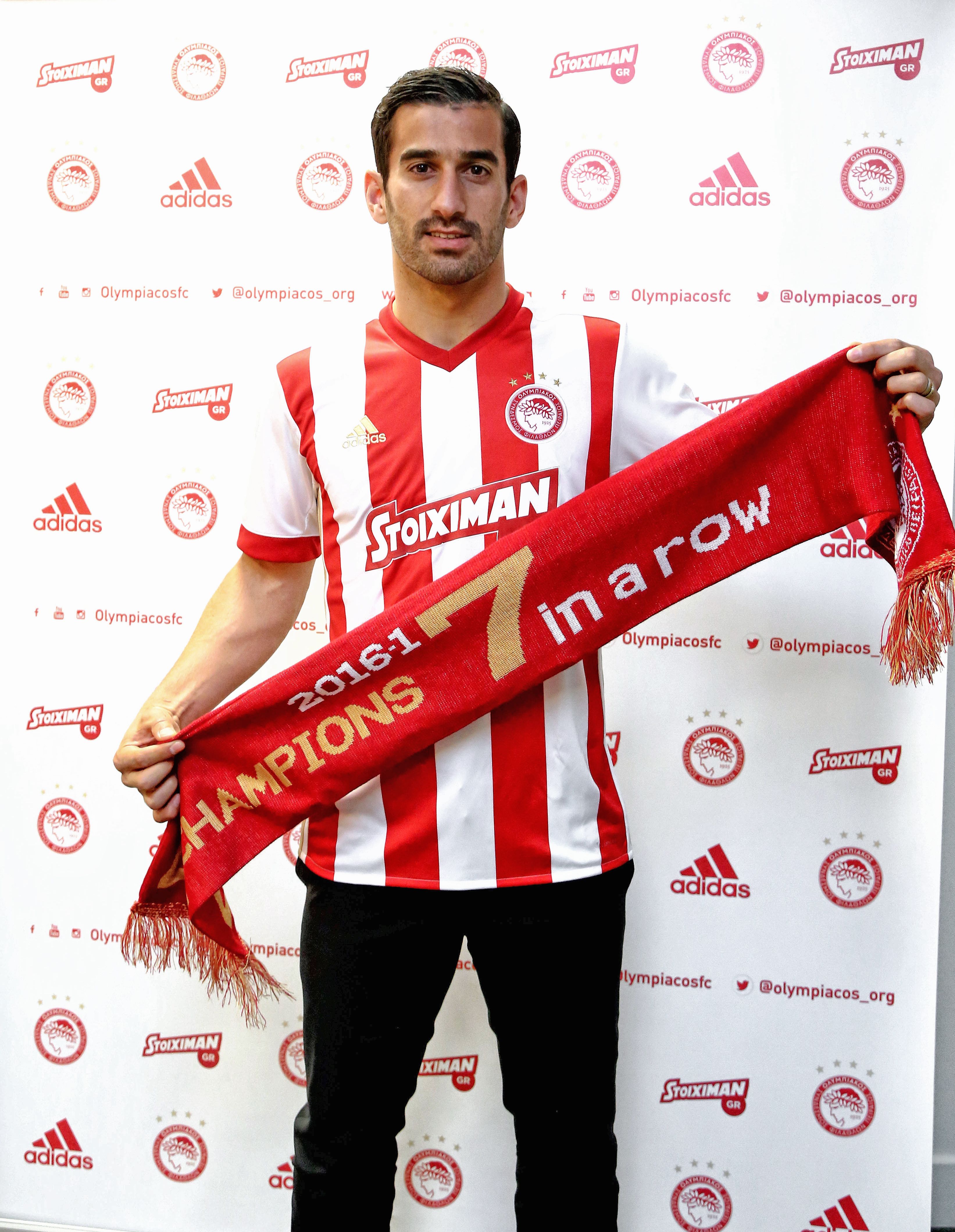 Photostory from the transfer of Ehsan Hajsafi at Olympiacos ...