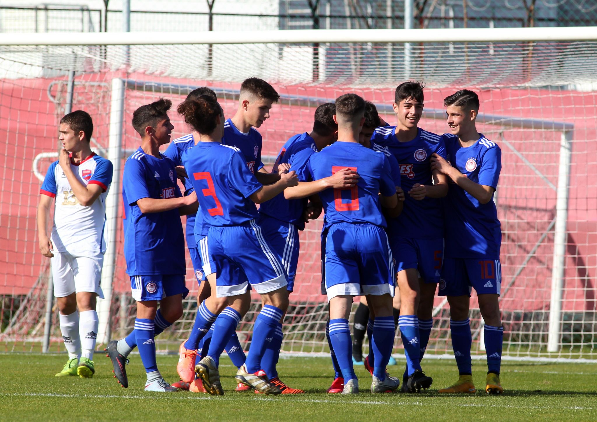 Νίκη και στο χέρι του η κορυφή - ΟΛΥΜΠΙΑΚΟΣ - Olympiacos.org