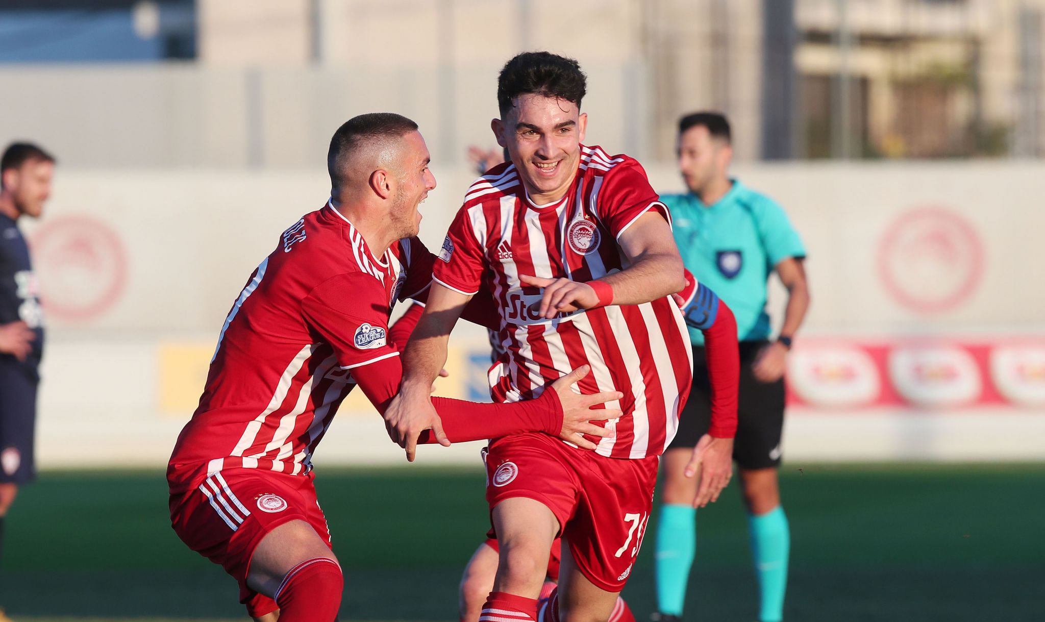 Δύο στα δύο και συνεχίζει - ΟΛΥΜΠΙΑΚΟΣ - Olympiacos.org