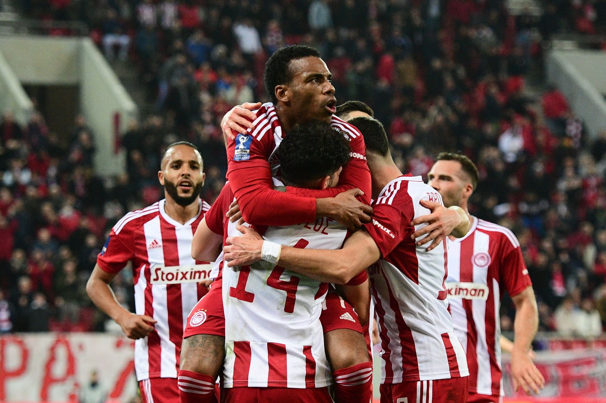 Photostory from Olympiacos - Aris - ΟΛΥΜΠΙΑΚΟΣ - Olympiacos.org