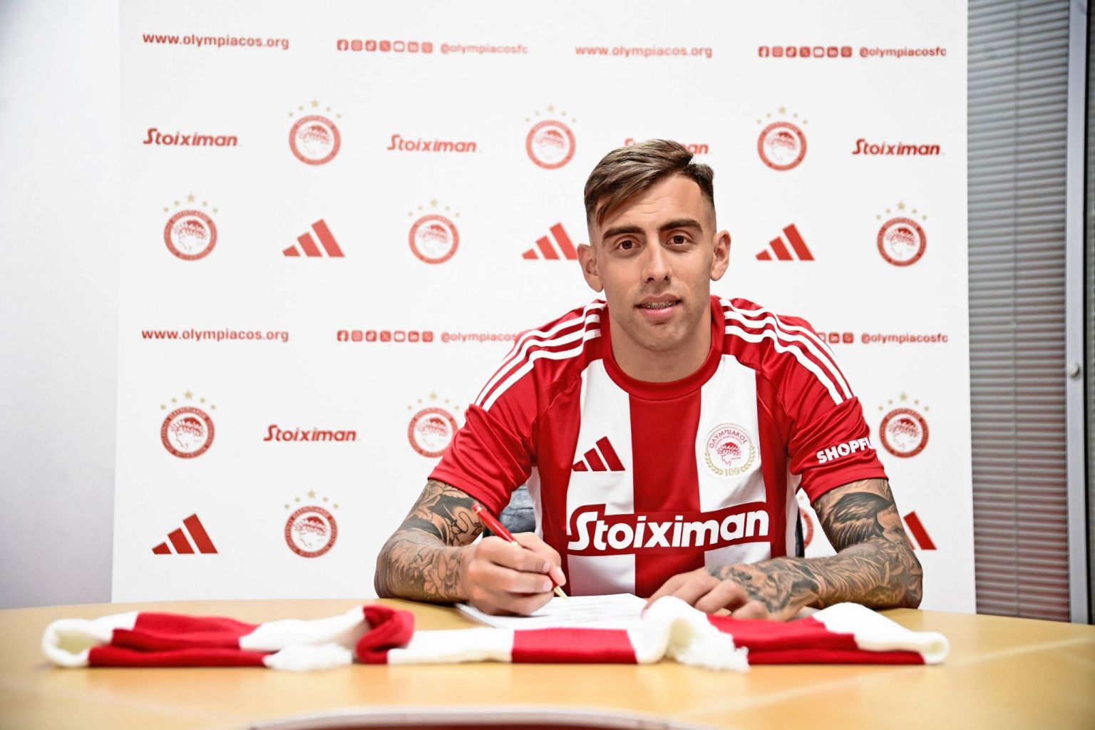 Jefté Betancor en el Olympiacos - ΟΛΥΜΠΙΑΚΟΣ - Olympiacos.org