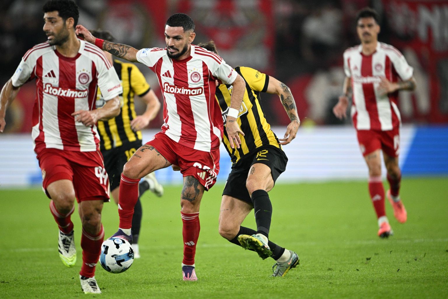 Νίκη του Θρύλου επί της ΑΕΚ - ΟΛΥΜΠΙΑΚΟΣ - Olympiacos.org